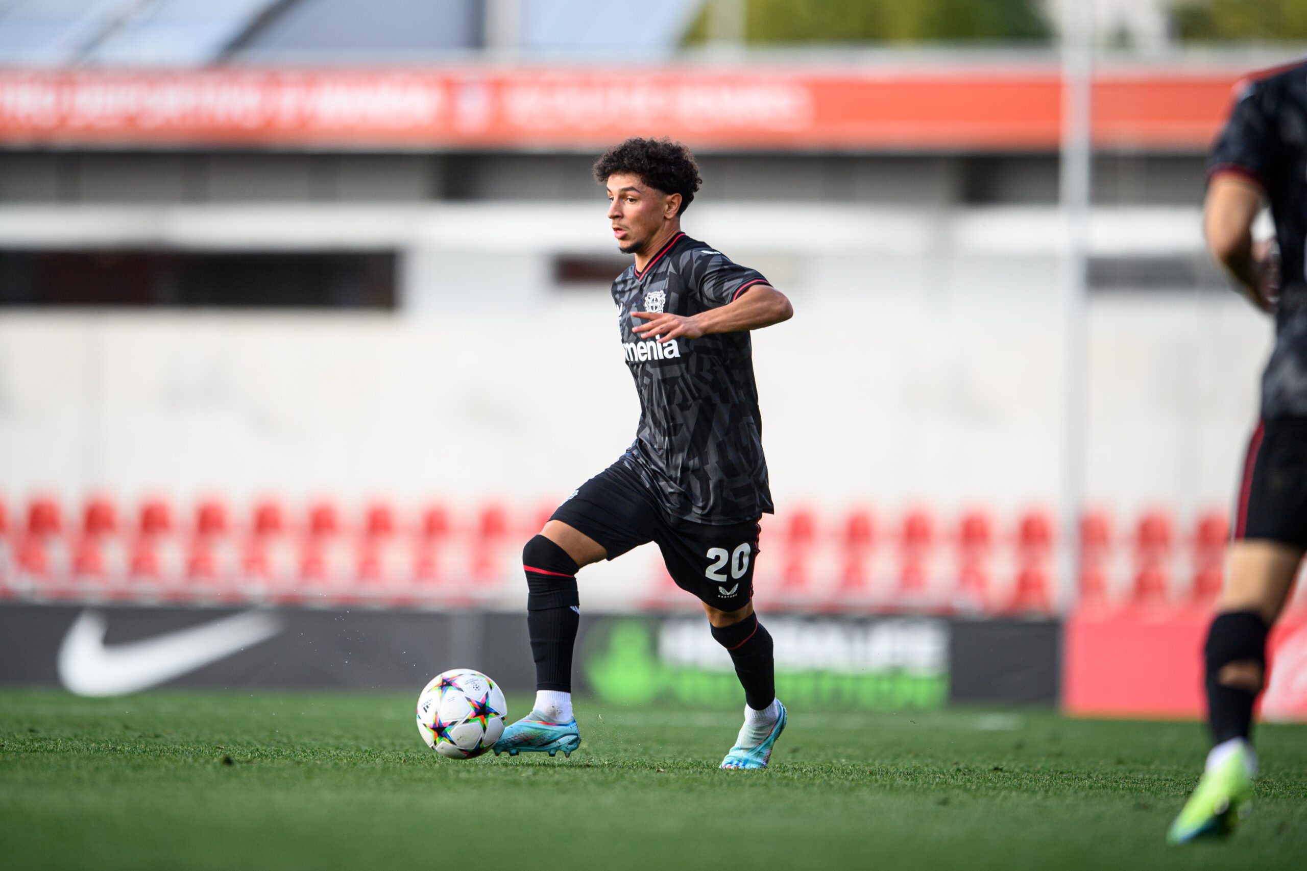 Ayman Aourir dans la cour des grands - Mountakhab.net